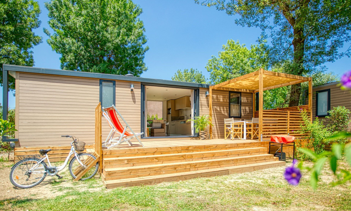 Camping Argeles sur Mer avec piscine chauffée et parc aquatique